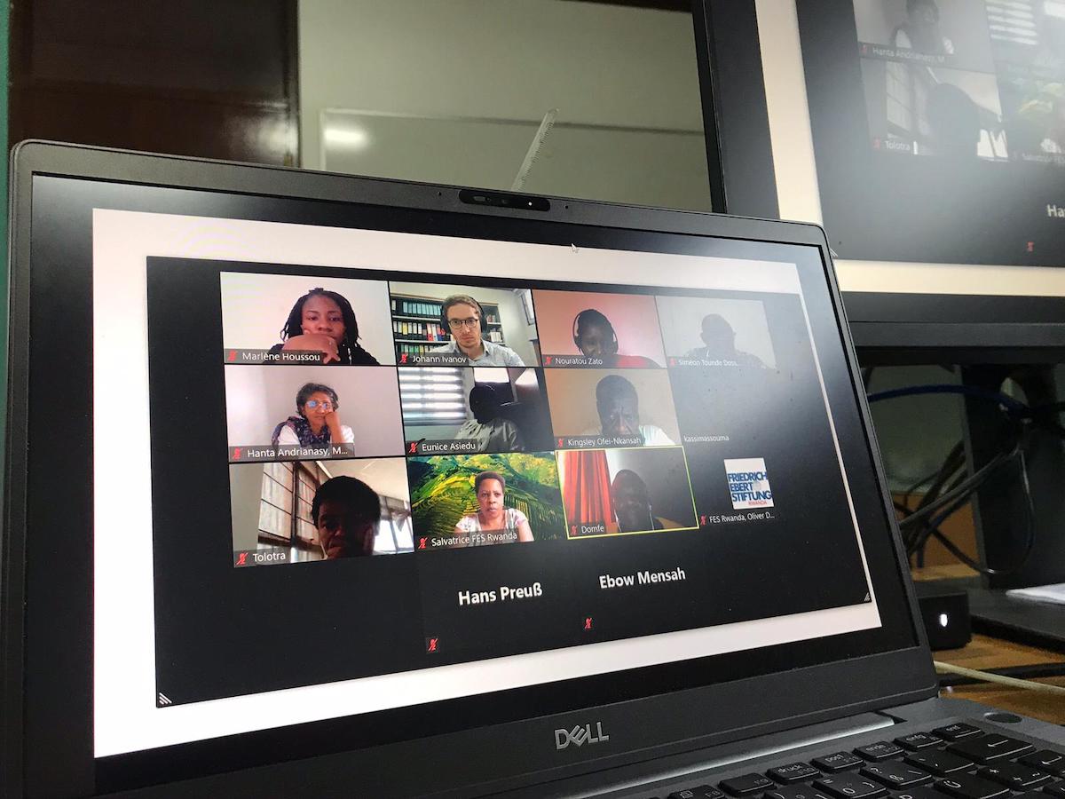 Online Country Talk: Benin